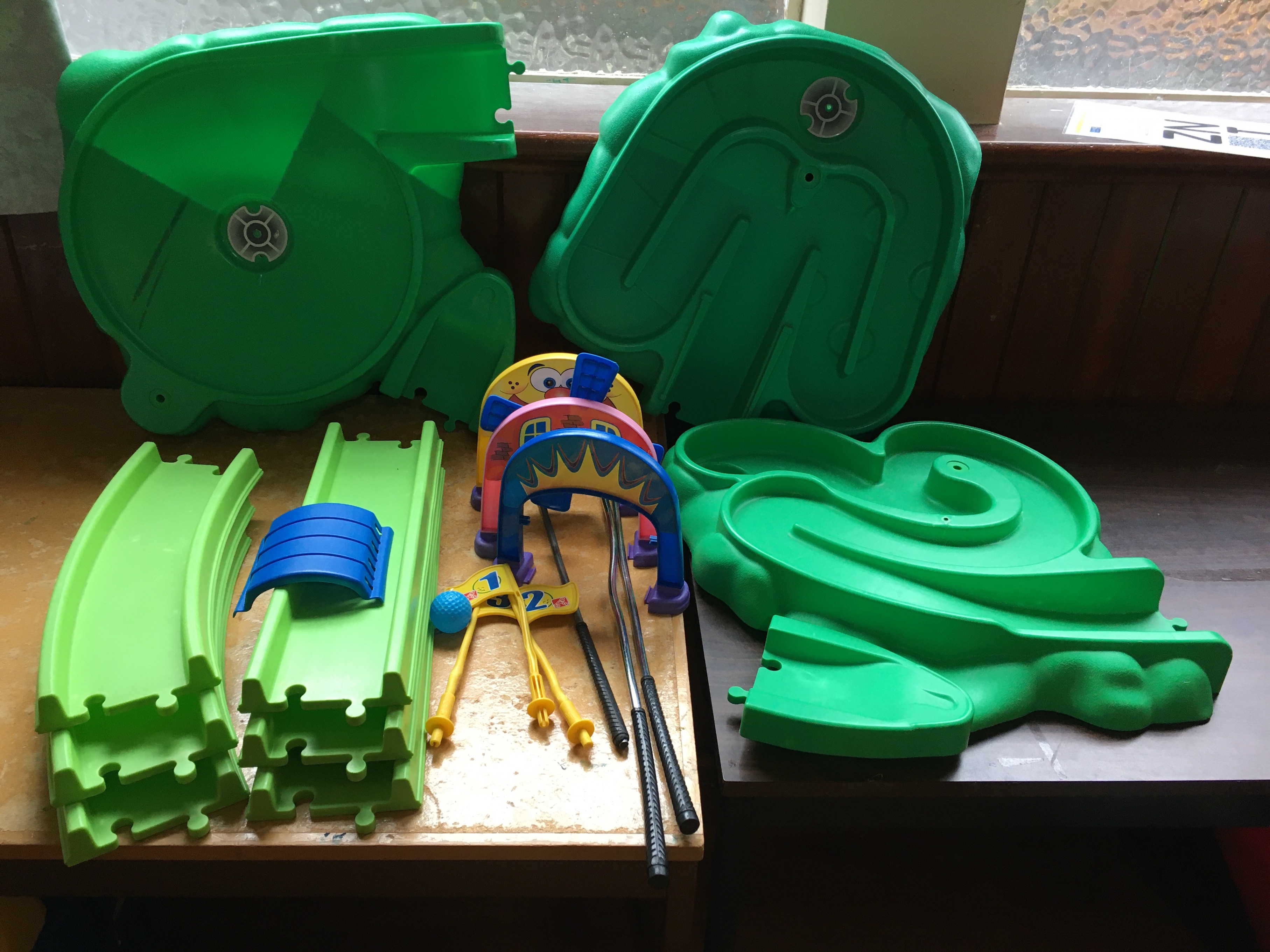 Step2 3 Par Mini-Golf Set