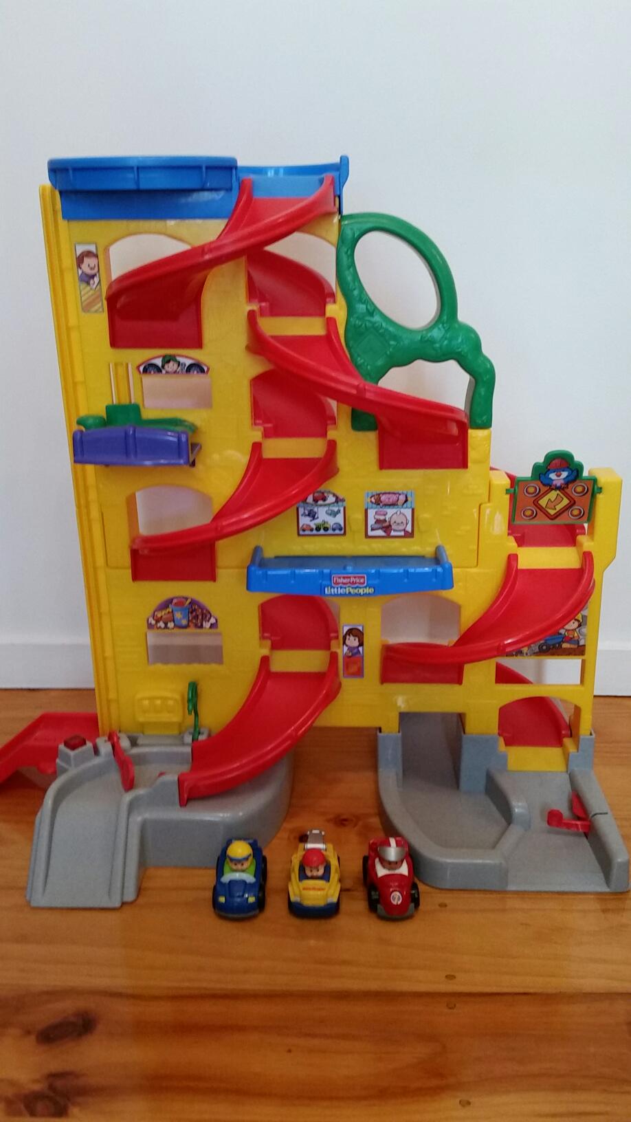 LP Wheelies Stand n Play Rampway